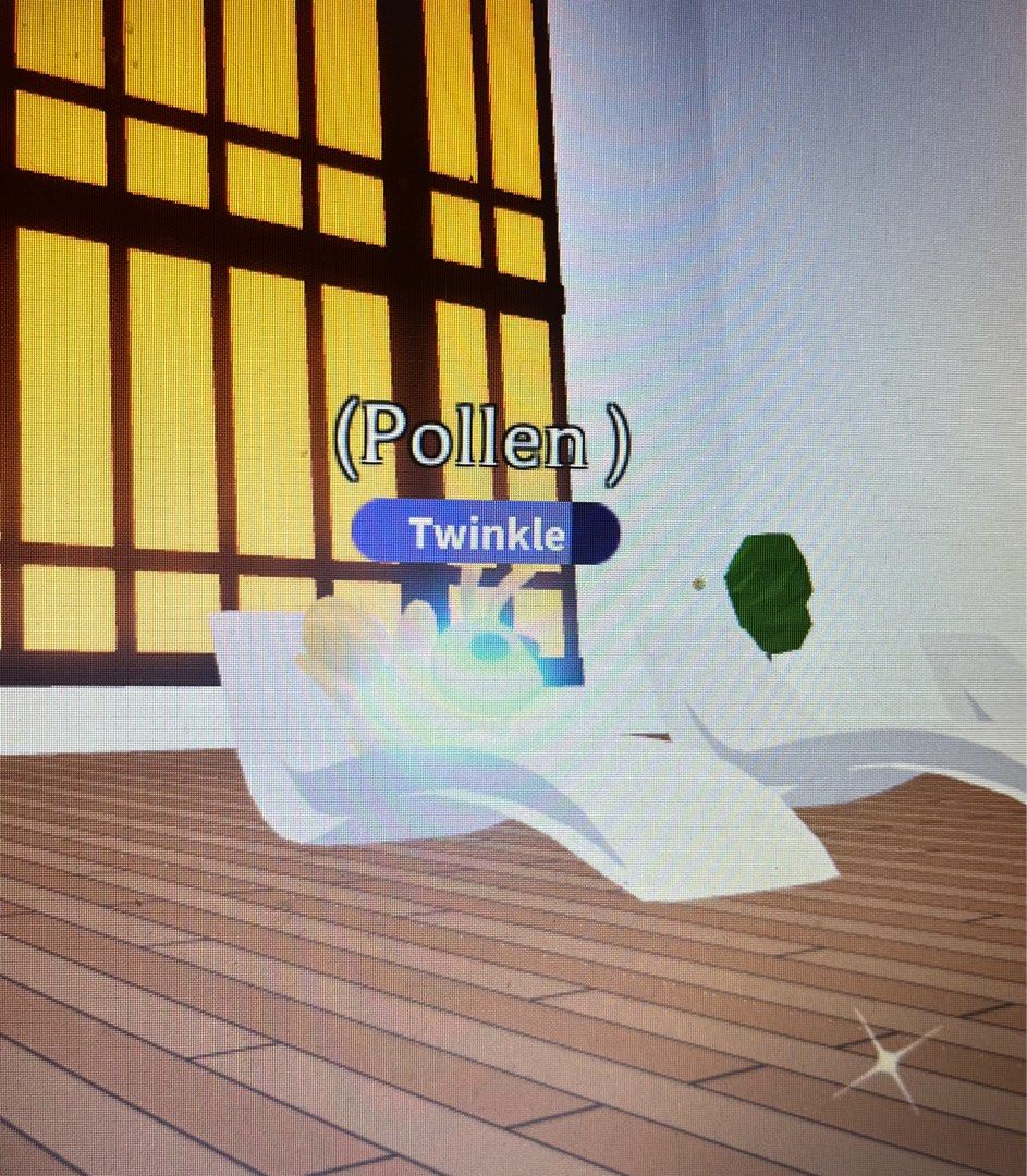 Neon Fly Ride QUEEN BEE | Adopt Me Roblox - Trade in game, Video Gaming ...