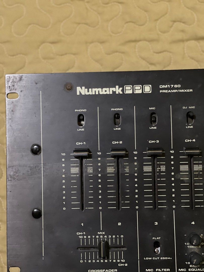 Numark PPD Preamp/Mixer DM1760, Audio, Soundbars, Speakers & Amplifiers ...