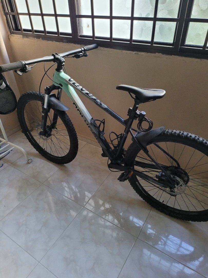 Polygon Xtrada 5 2021 Size M, Sports Equipment, Bicycles & Parts, Bicycles on Carousell