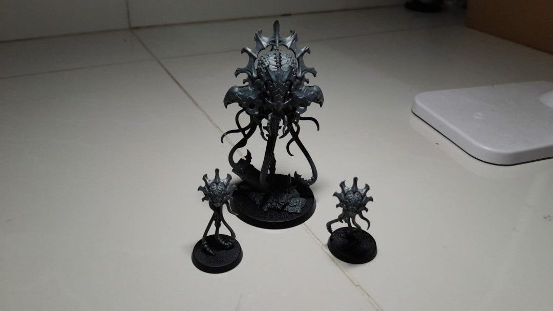 Warhammer 40k tyranids neurotyrant, Hobbies & Toys, Toys & Games on ...