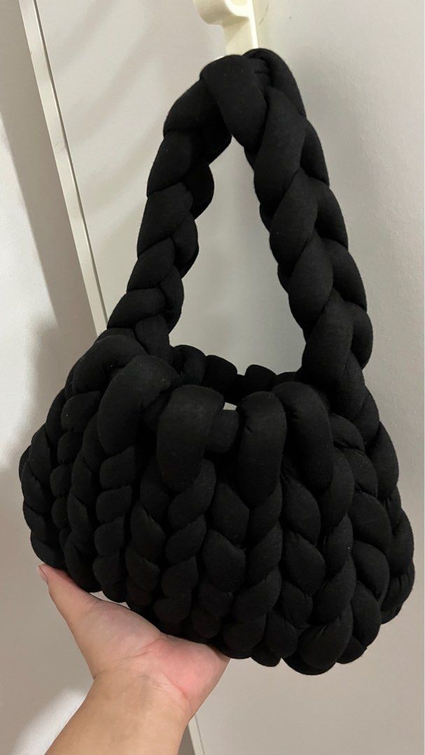 Puffy giant yarn dumpling bag (M black), Luxury, Bags & Wallets on Carousell