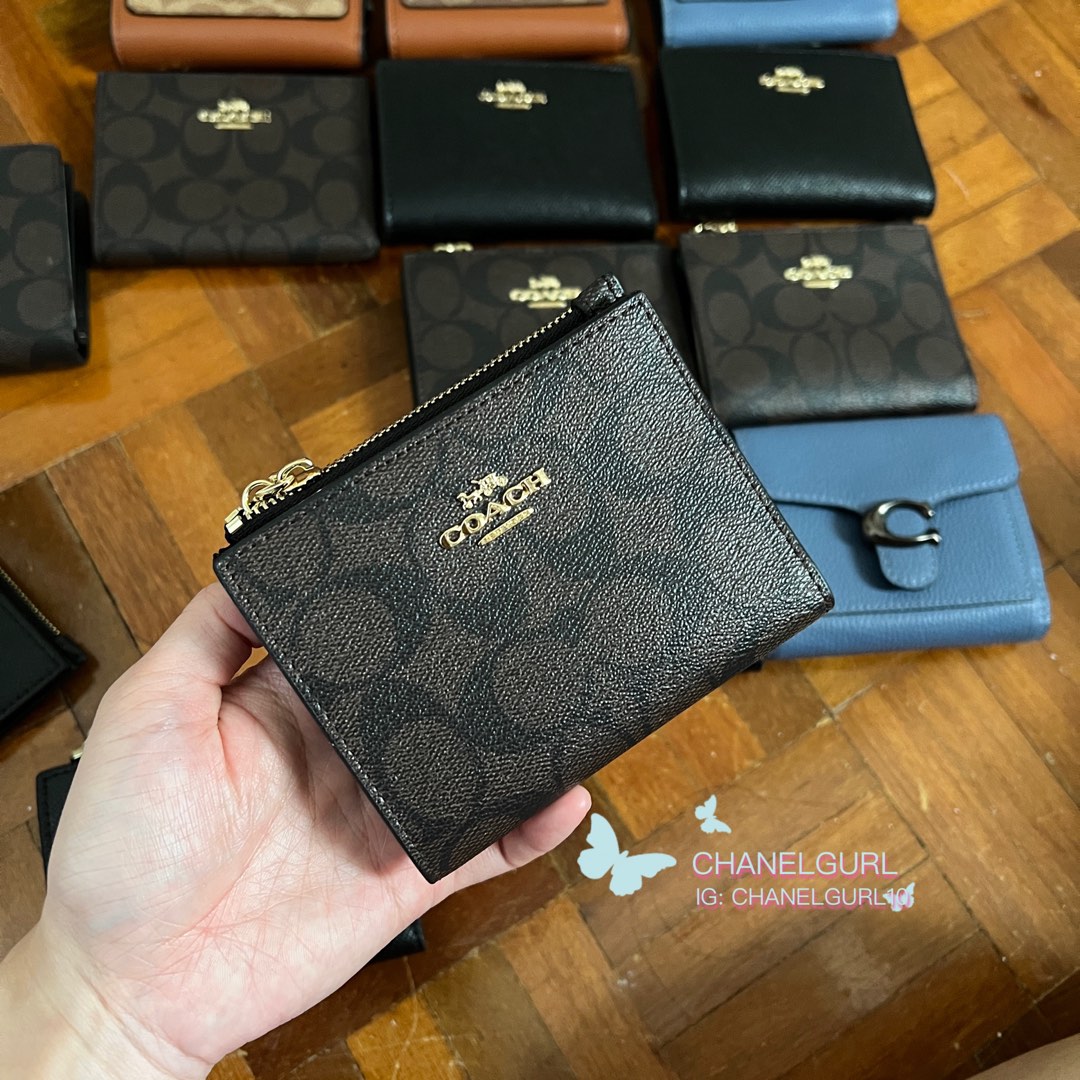 [ready stock] coach signature canvas small bifold wallet, Luxury, Bags ...