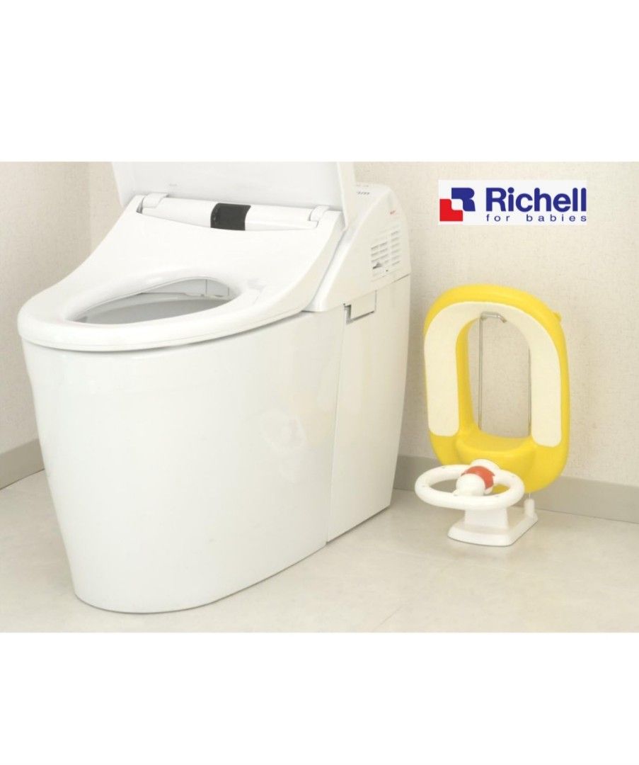 Richell Toilet seat stand, Babies & Kids, Baby Nursery & Kids Furniture ...
