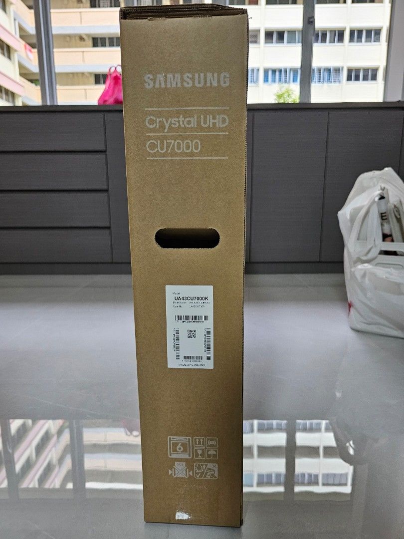 Samsung Crystal UHD CU7000, TV & Home Appliances, TV & Entertainment ...