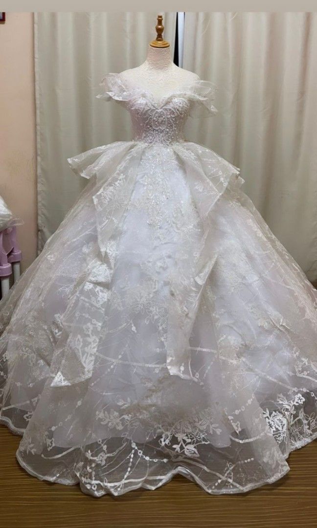 Sewa rental wedding gown dress photoshoot baju pengantin, Women's ...