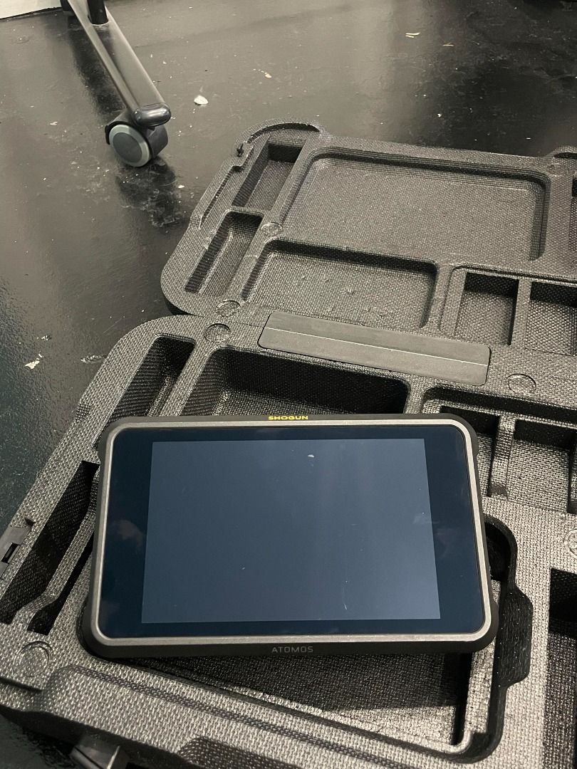 Shogun 7 monitor, Photography, Video Cameras on Carousell