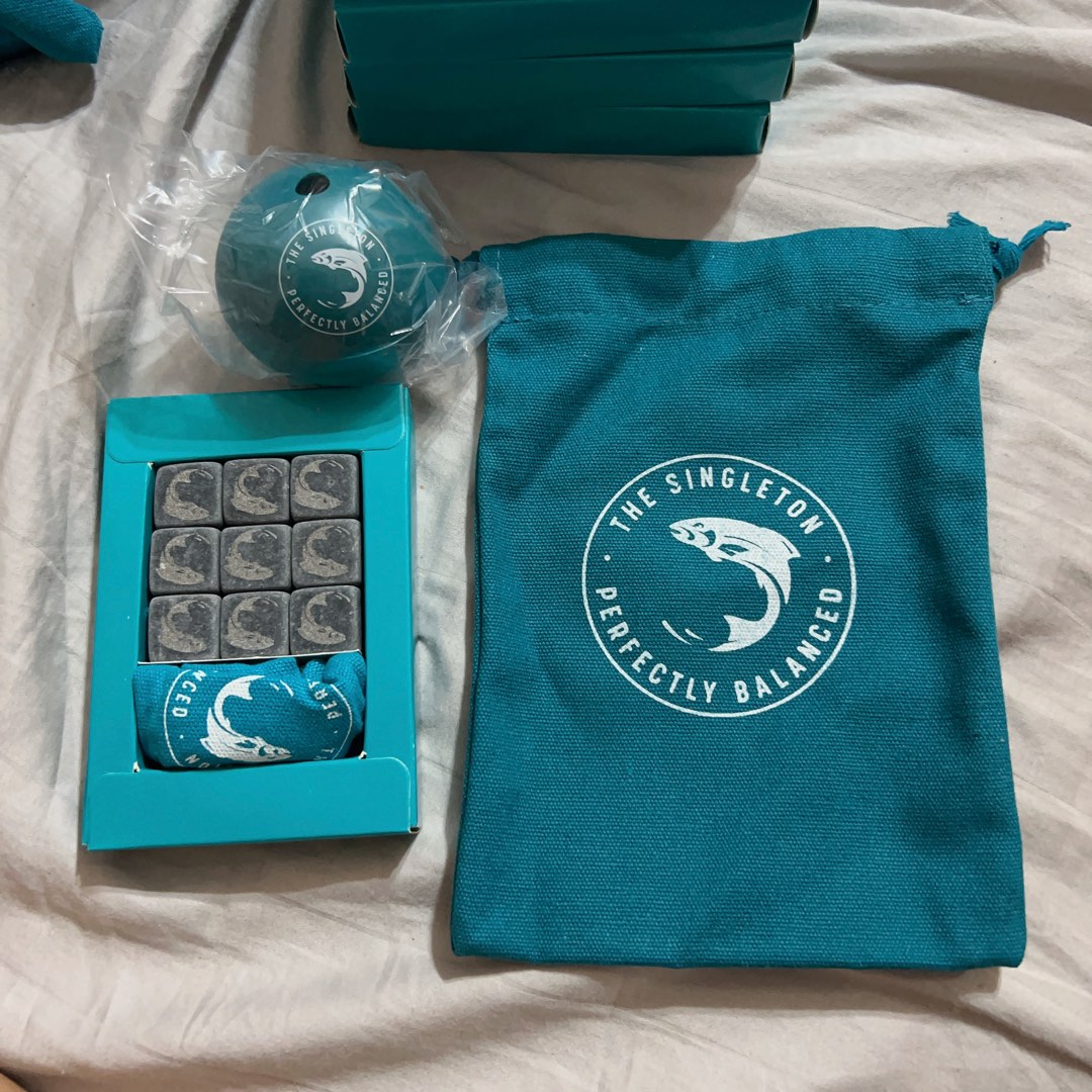 Singleton gift set, Food & Drinks, Alcoholic Beverages on Carousell