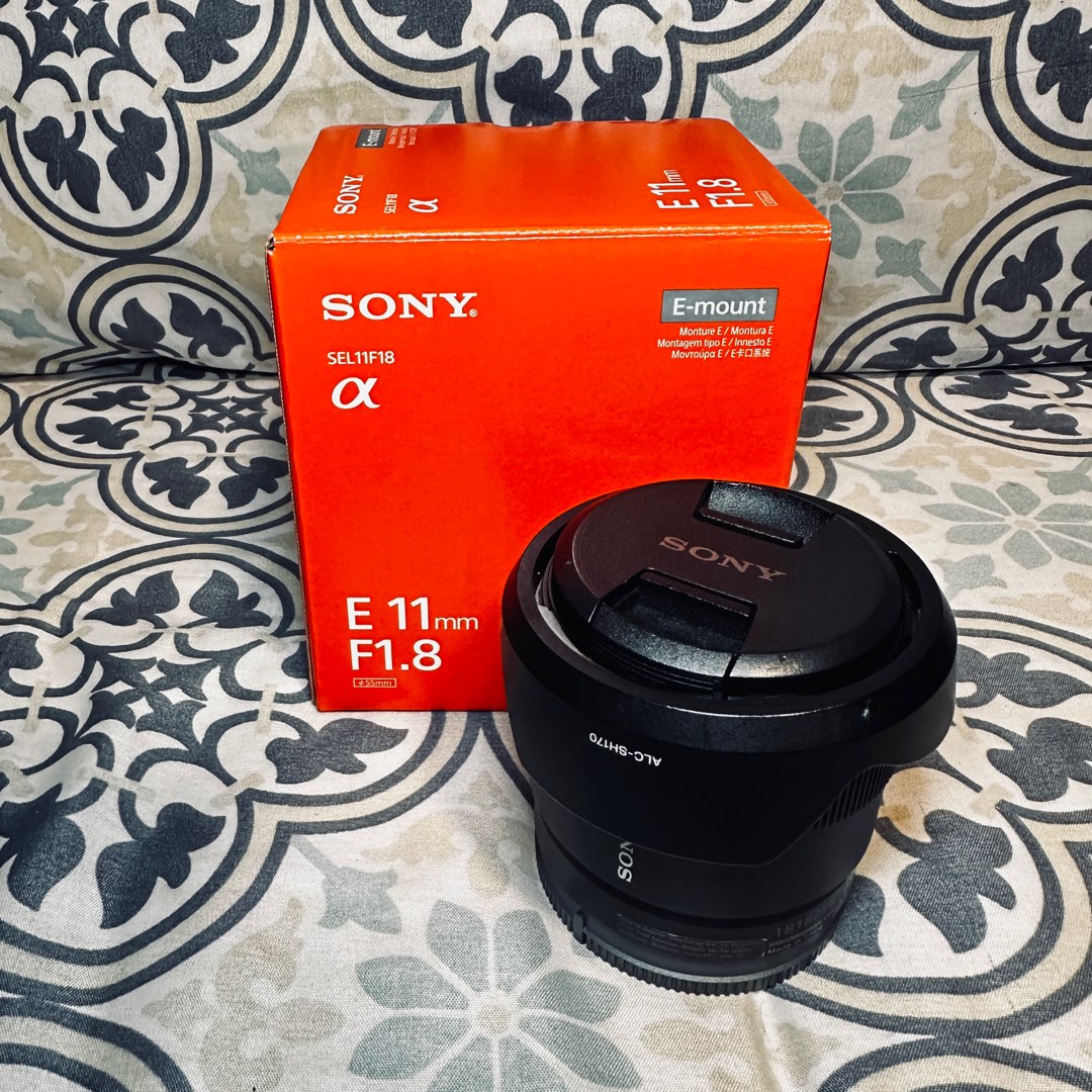 Sony E 11mm F1.8 SEL11F18, Photography, Lens & Kits on Carousell
