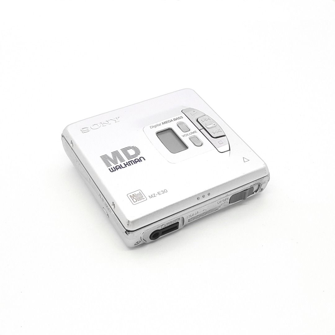 SONY MD Walkman MZ-E30 Portable MiniDisc Player In Excellent Working ...