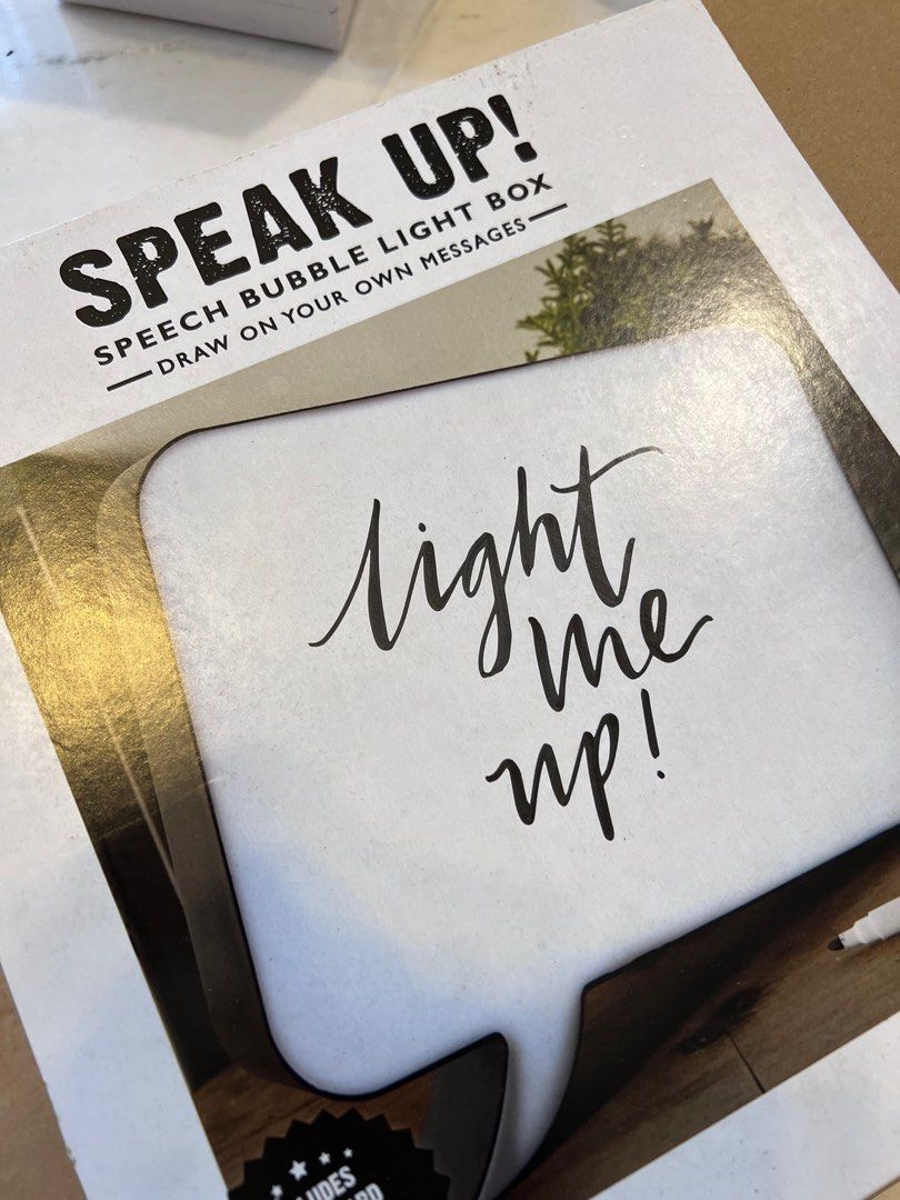 Speech Bubble Light Box, Hobbies & Toys, Stationery & Craft, Art ...