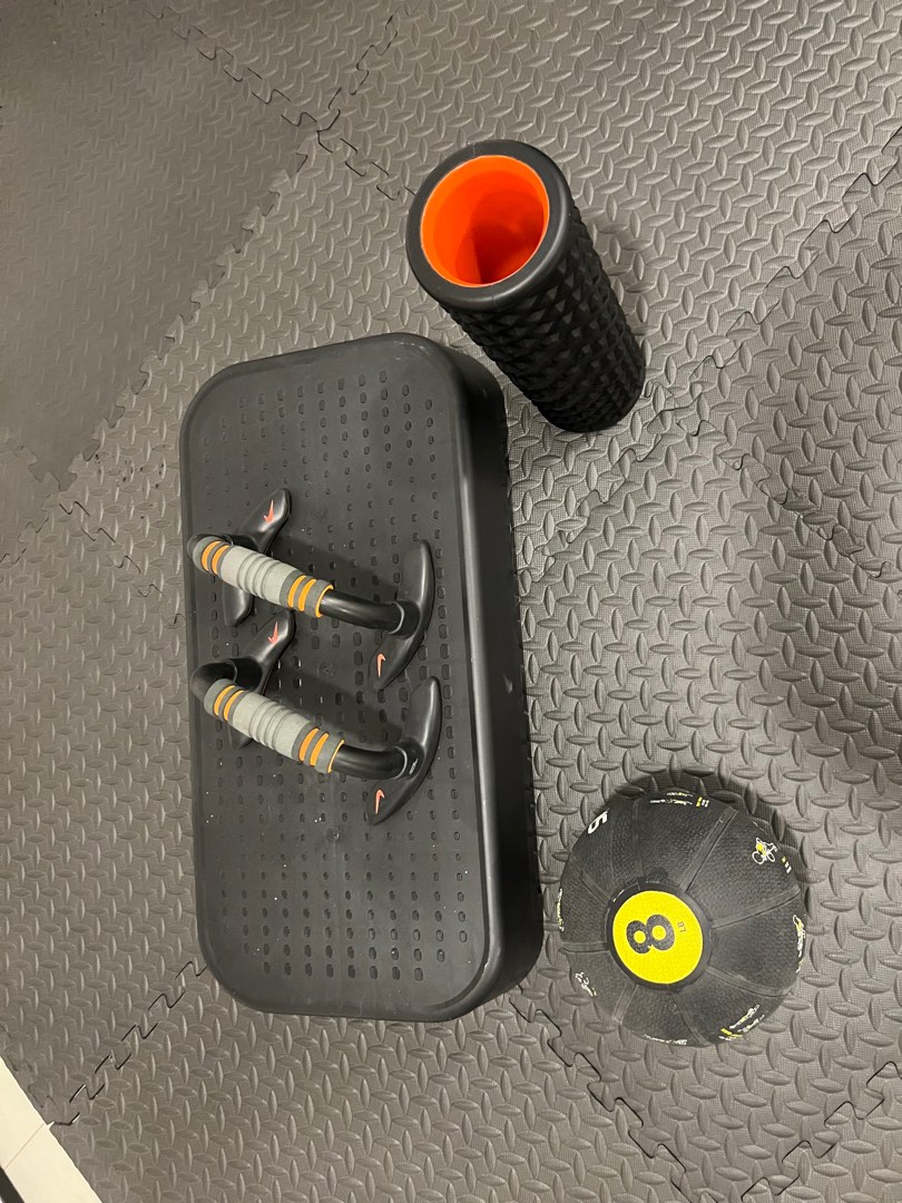 Stepper + push up Nike + weight ball + massage roll, Sports Equipment ...