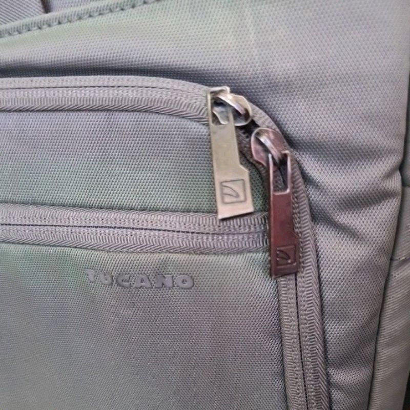 TAS TUCANO WORK ORIGINAL, Fesyen Pria, Tas & Dompet , Tas Selempang di ...