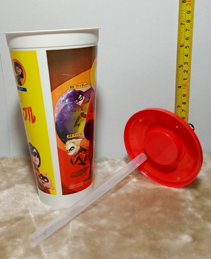 THE INCREDIBLES Plastic Cup with Cover and Straw Disney Pixar, Hobbies ...