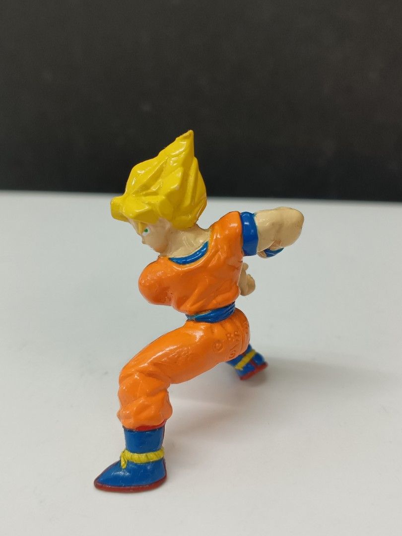 Vintage Dragon Ball Z DBZ Goku Mini Action Collectible Figure with ...