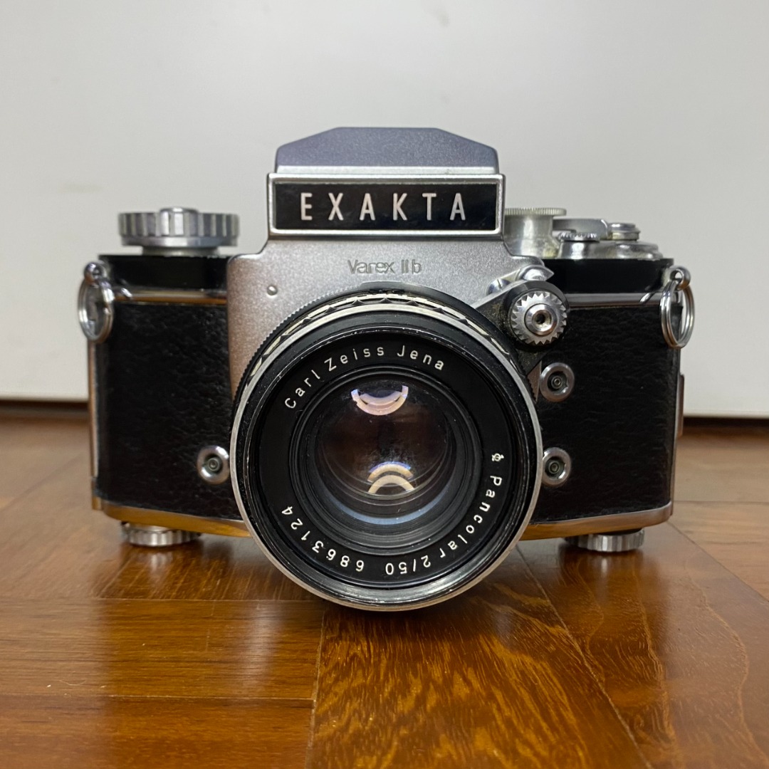 Vintage Film Camera - Exakta VAREX IIb, Photography, Cameras on Carousell