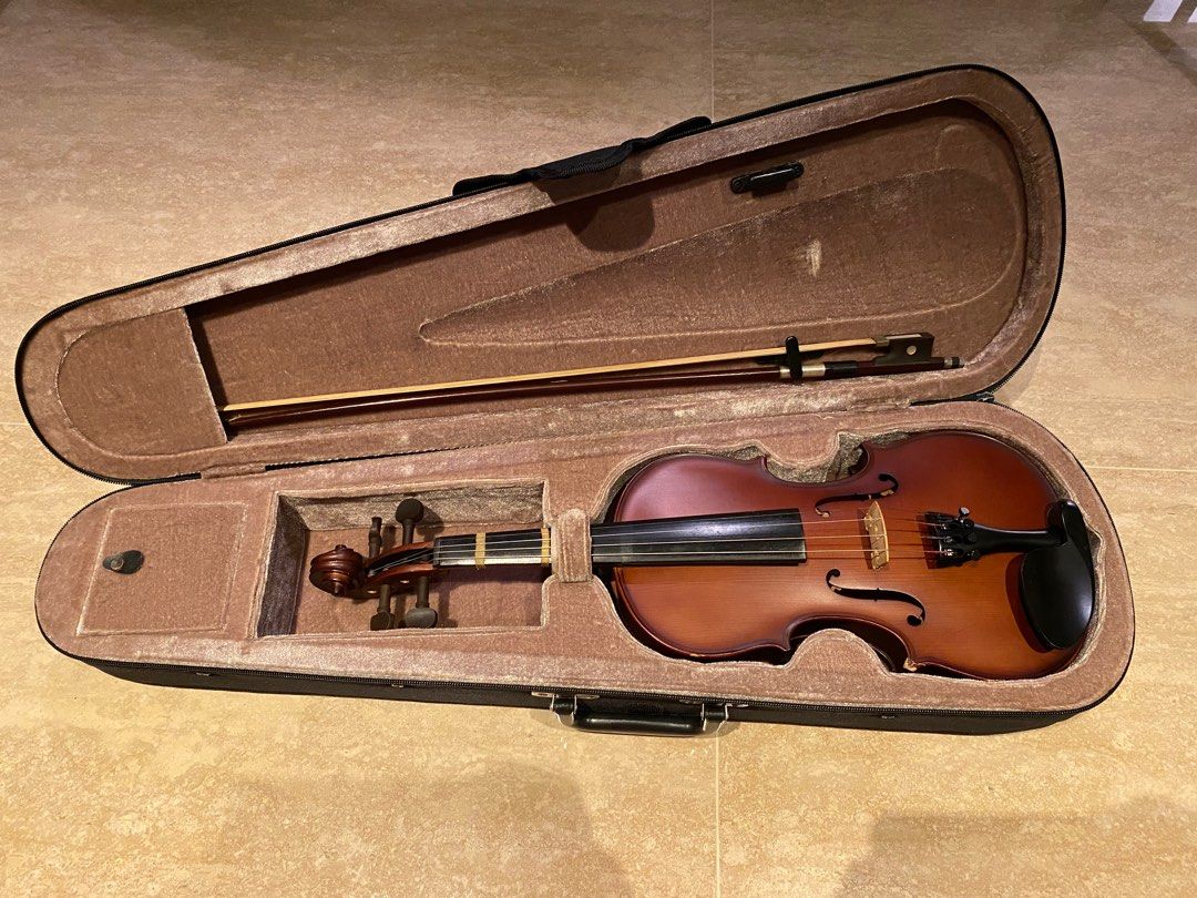 Violin, Hobbies & Toys, Music & Media, Musical Instruments on Carousell