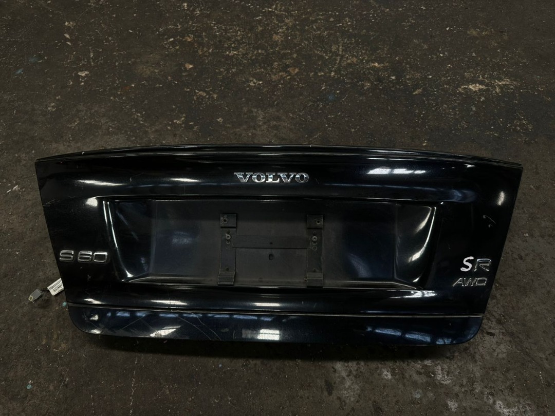 Volvo S60R Rear Bonet, Announcements on Carousell