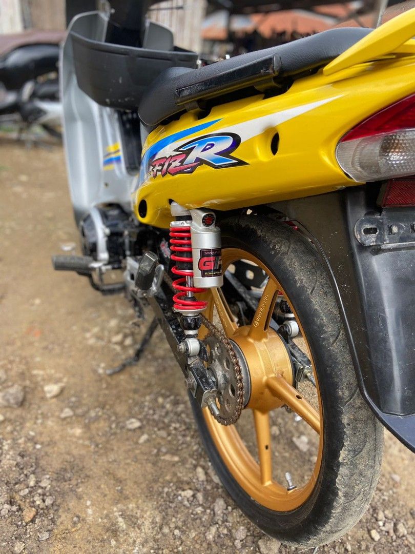 YAMAHA FIZR, Motor di Carousell