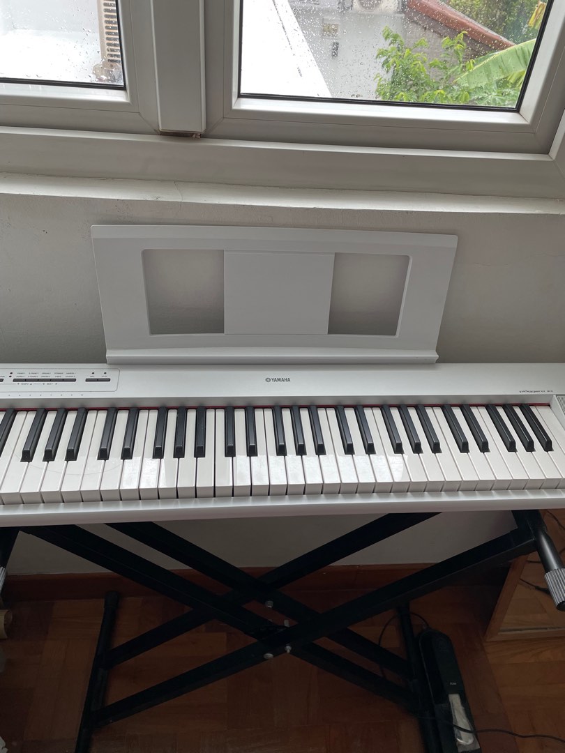 Yamaha Piaggero NP-12 keyboard, Hobbies & Toys, Music & Media, Musical ...