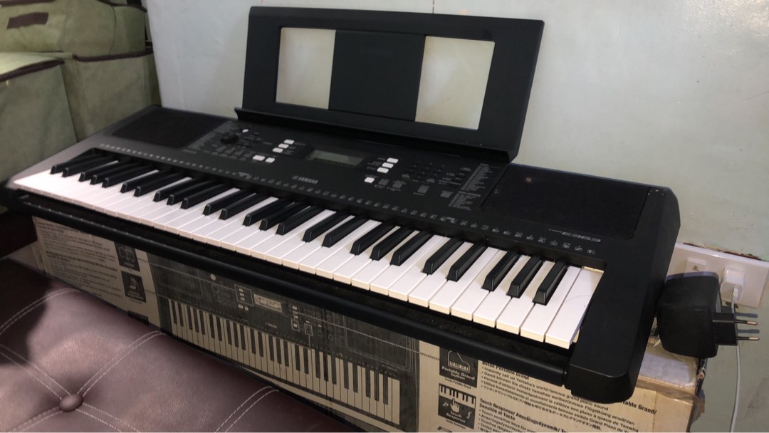 YAMAHA PSR E363 61 keys Keyboard with FREE YAMAHA AC Power Adopter ...