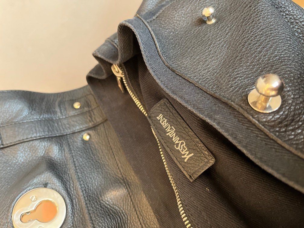 YSL mini muse 2 bag, Luxury, Bags & Wallets on Carousell