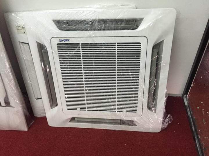 2hp - 2.5hp Ceiling Cassette Aircond Ac01, Furniture & Home Living, Furniture, Other Home ...