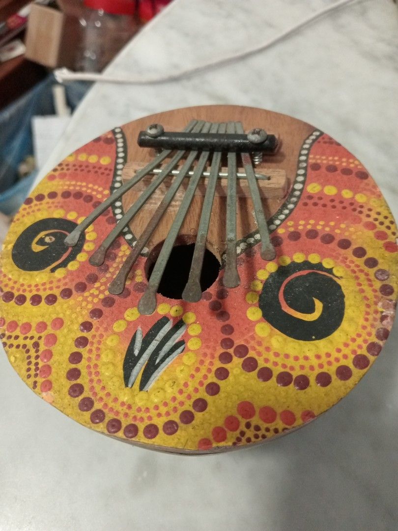 7 Notes Coloured Coconut Kalimba, Hobbies & Toys, Music & Media ...
