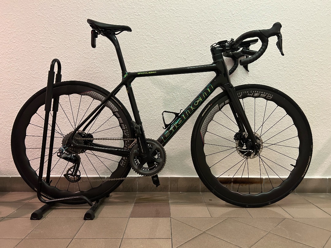 Bianchi 2022 Specialissima Gross Black Top spec for Mountain climbing ...