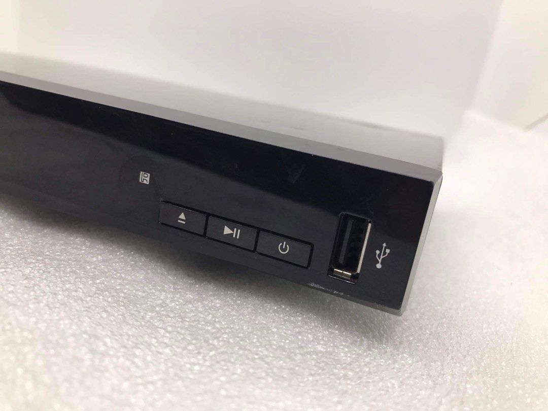 BLAUPUNKT CD/DVD/USB/Blu-Ray/DTS/Dolby/HDMI Player with HDMI Output and ...