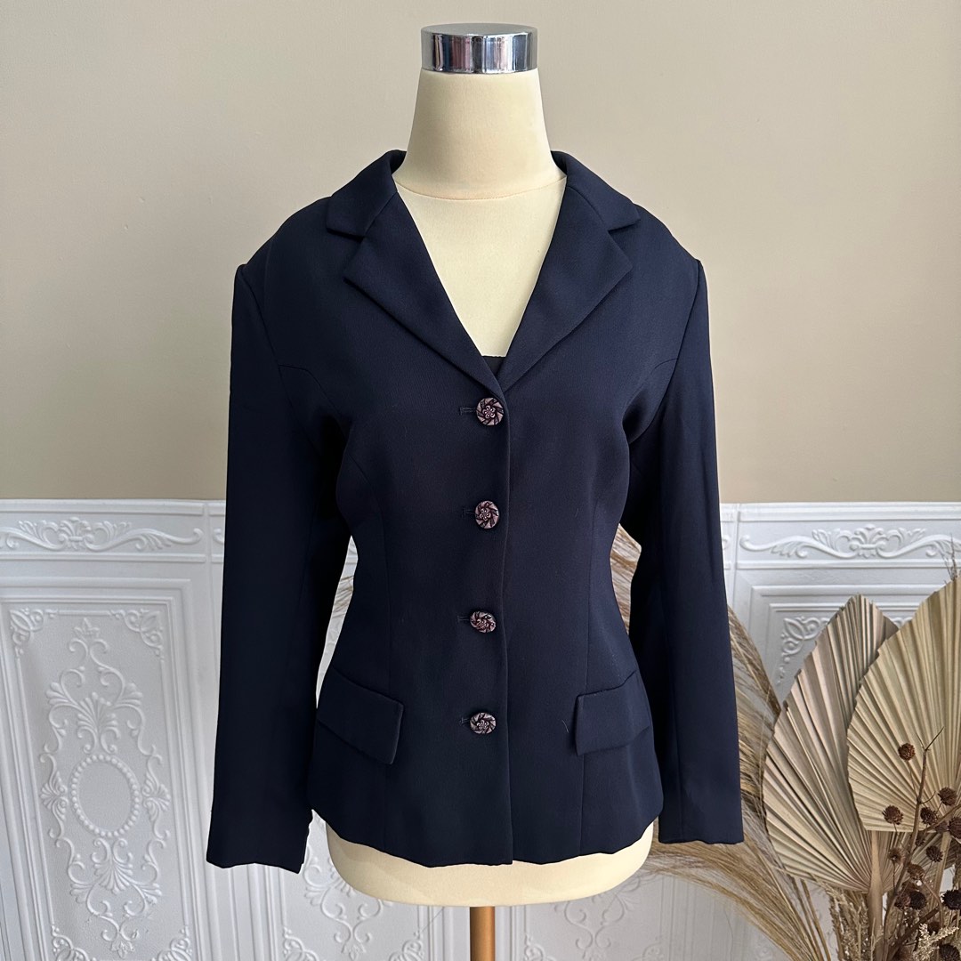 navy blazer 4 button, Fesyen Wanita, Pakaian Wanita, Baju Luaran di ...