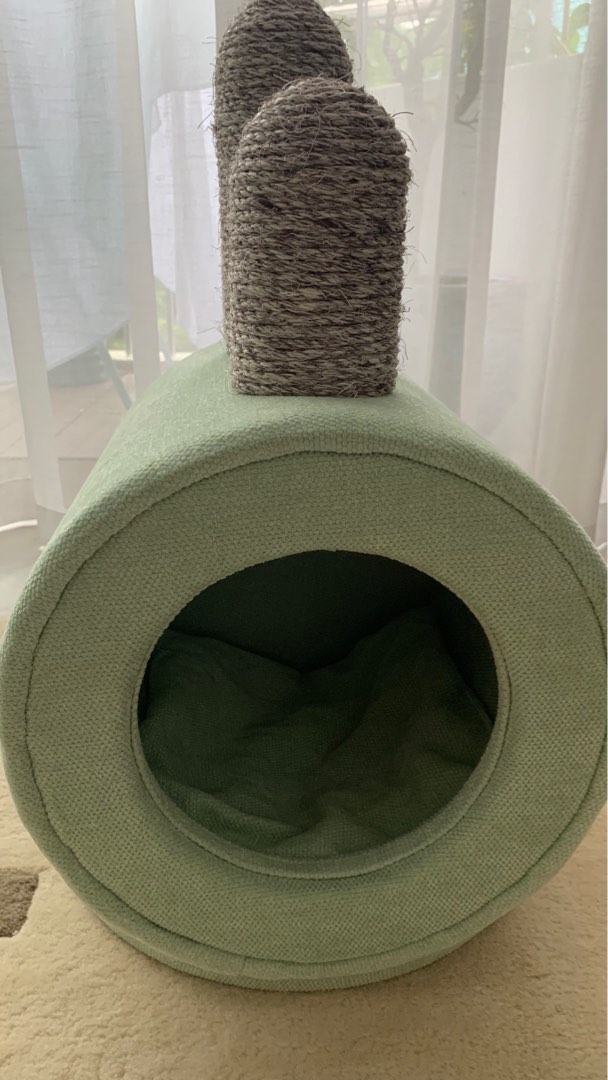 Cat nook, Pet Supplies, Homes & Other Pet Accessories on Carousell