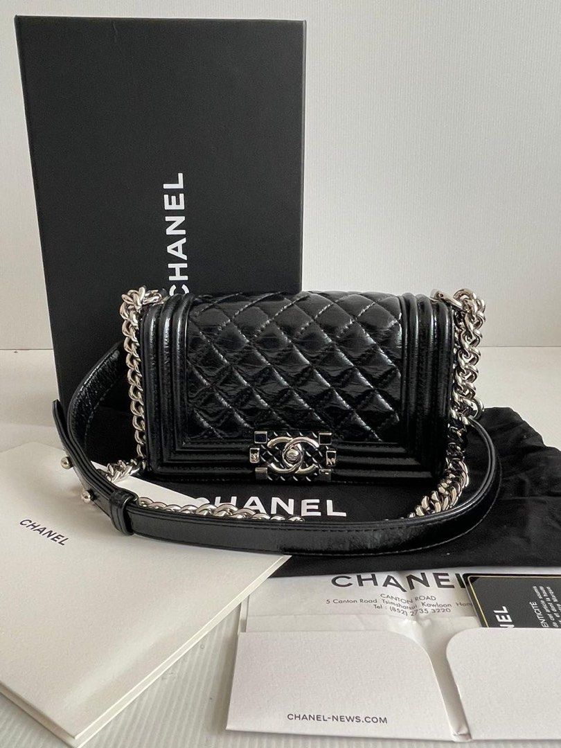 Chanel Boy, Barang Mewah, Tas & Dompet di Carousell