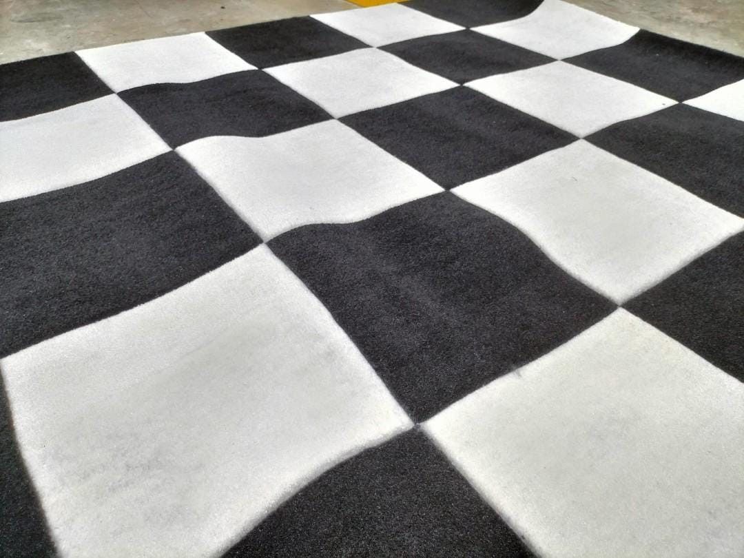 CHECKERED Carpet 3m x 2m, Furniture & Home Living, Home Decor, Carpets ...