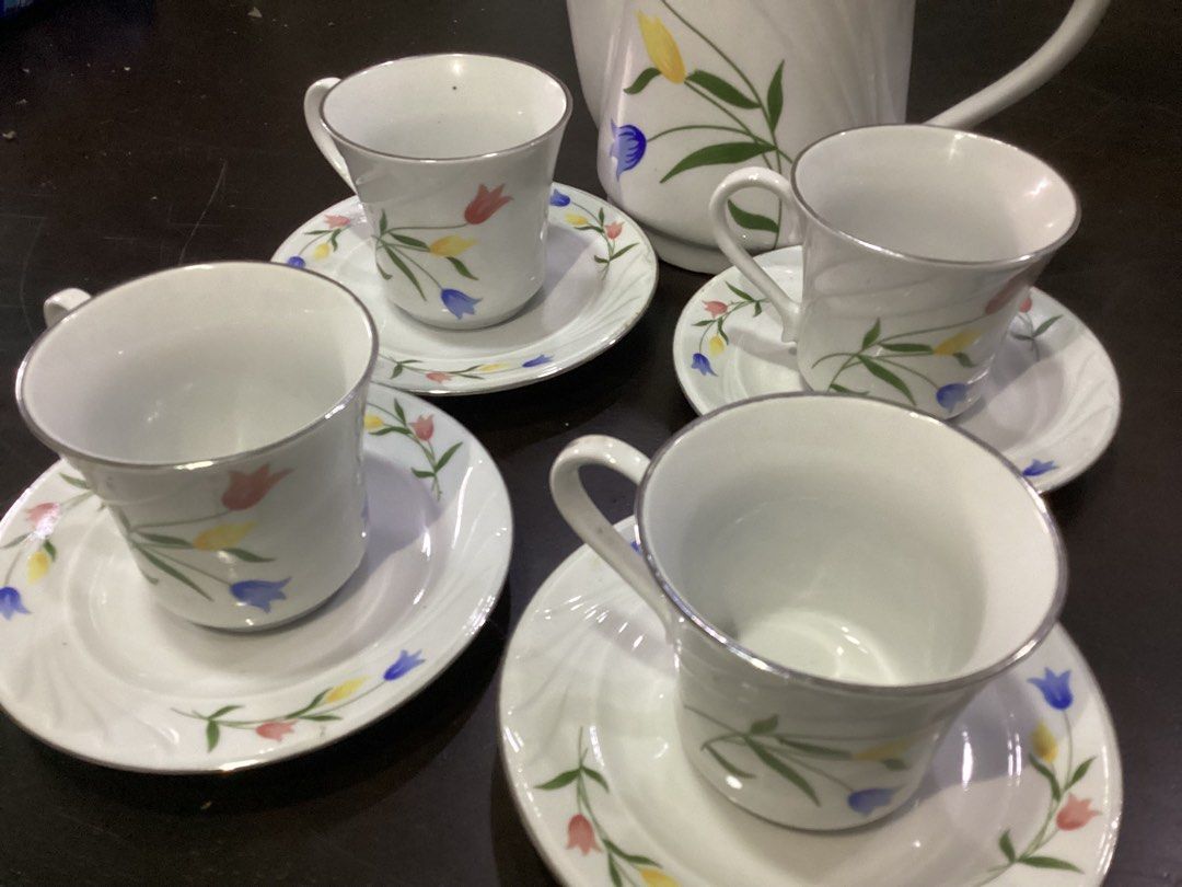 Coffee set / set kopi dan cawan, Furniture & Home Living, Kitchenware ...