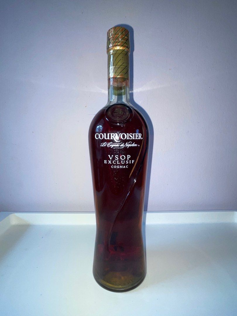 Courvoisier vsop exclusif cognac (700ml), Food & Drinks, Alcoholic Beverages on Carousell