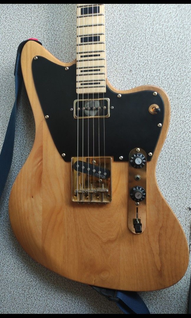 D&D Dayglo XSX Anniversary Edition Electric Guitar DnD, Hobbies & Toys ...