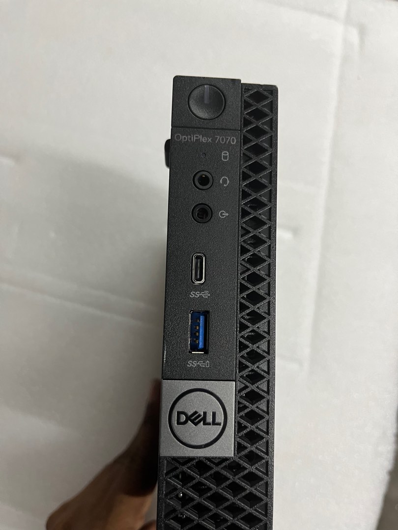 Dell OptiPlex 7070 Desktop With Dell P3421W Curved Display Monitor ...