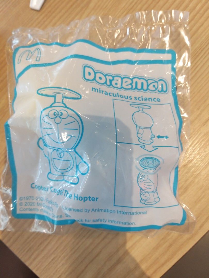 Doraemon copter cogs the hopter from McDonald's, Hobbies & Toys, Toys ...