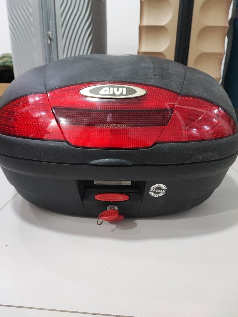 Givi Box E450N., Motorcycles, Motorcycle Accessories on Carousell