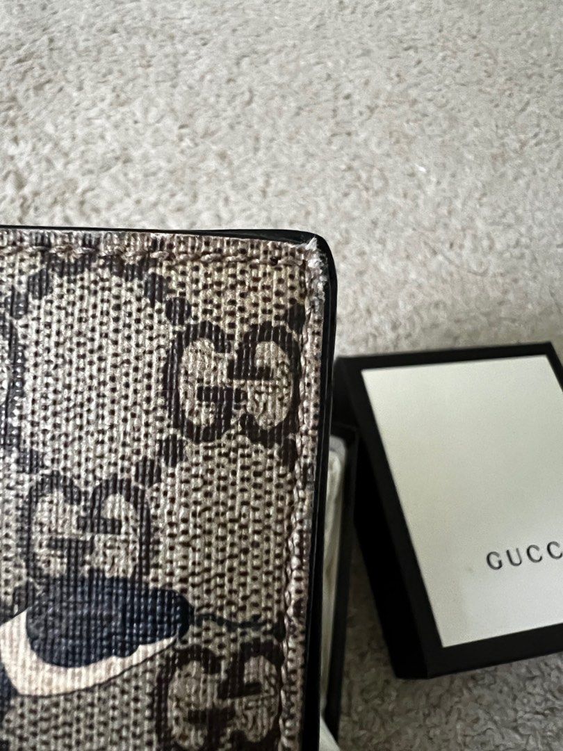 Gucci snake print wallet, Women's Fashion, Bags & Wallets, Wallets ...
