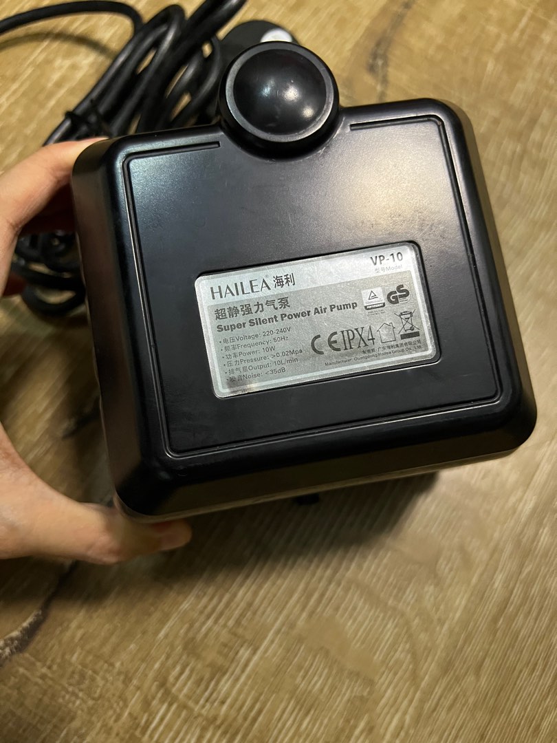 Hailea VP10 Aquarium Air Pump, Pet Supplies, Homes & Other Pet ...