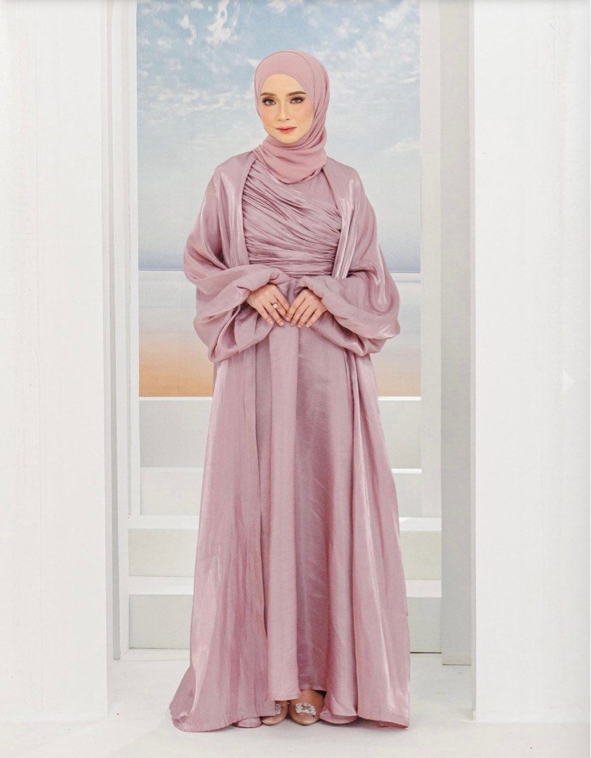 HIJABISTAHUB Atifa Abaya, Women's Fashion, Muslimah Fashion, Kaftans ...