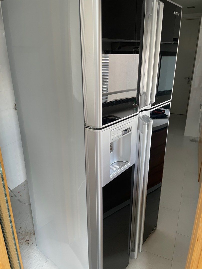 Hitachi R-W691FMSX GBK 2-door fridge with water dispenser and automatic ...