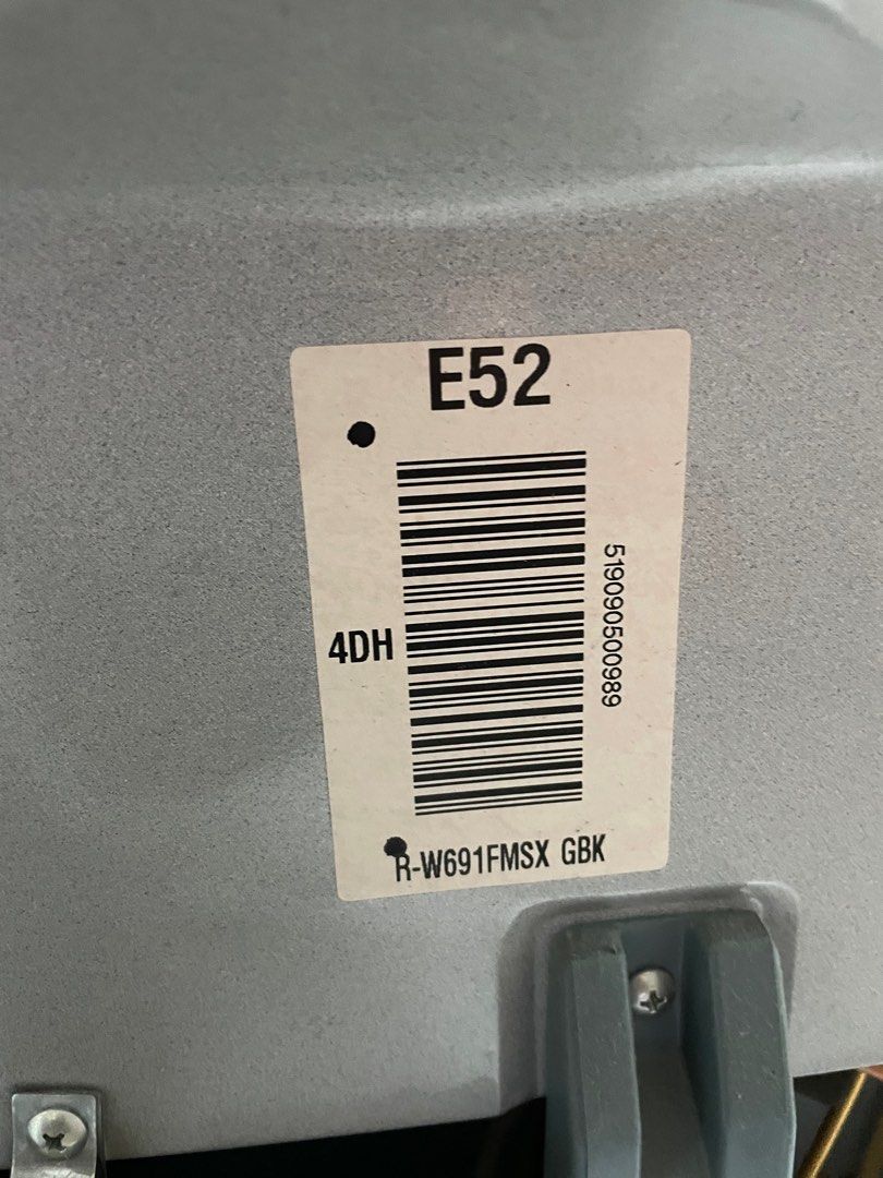 Hitachi R-W691FMSX GBK 2-door fridge with water dispenser and automatic ...