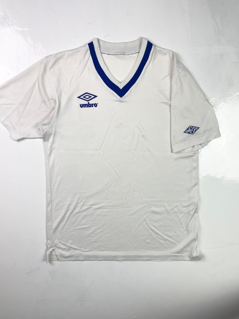 Jersey Umbro Vintage, Men's Fashion, Activewear on Carousell