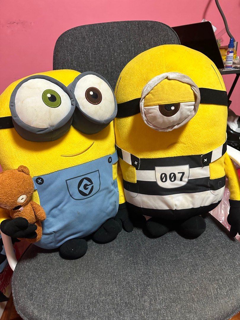 Jumbo Minions Official Bundle on Carousell