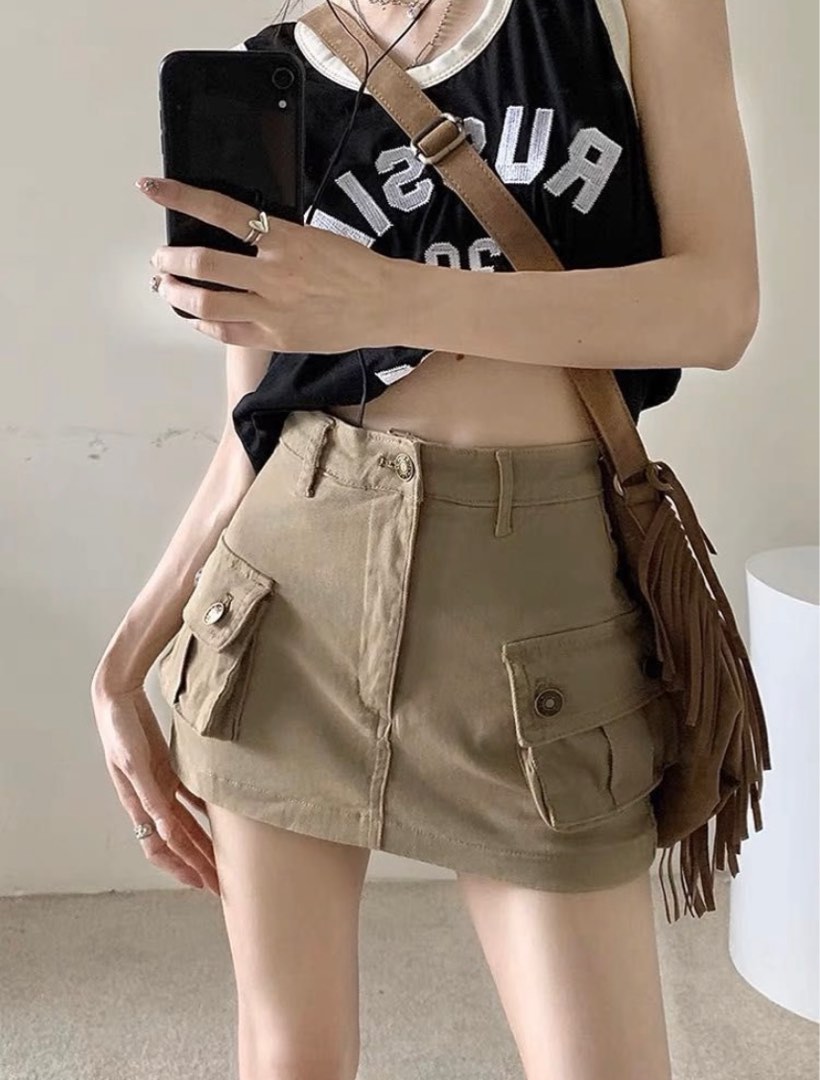 khaki mini skirt, Women's Fashion, Bottoms, Skirts on Carousell