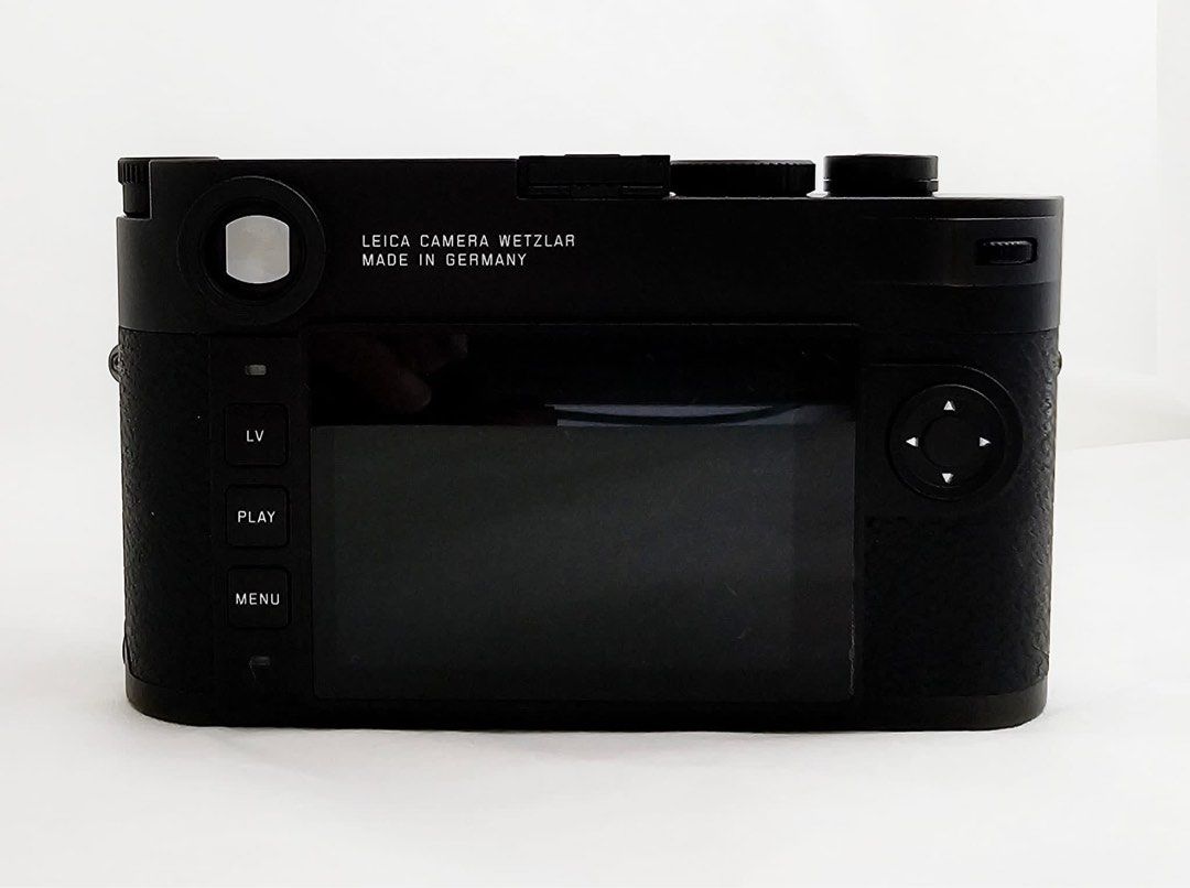 Leica M10 Black full set papers, Photography, Cameras on Carousell