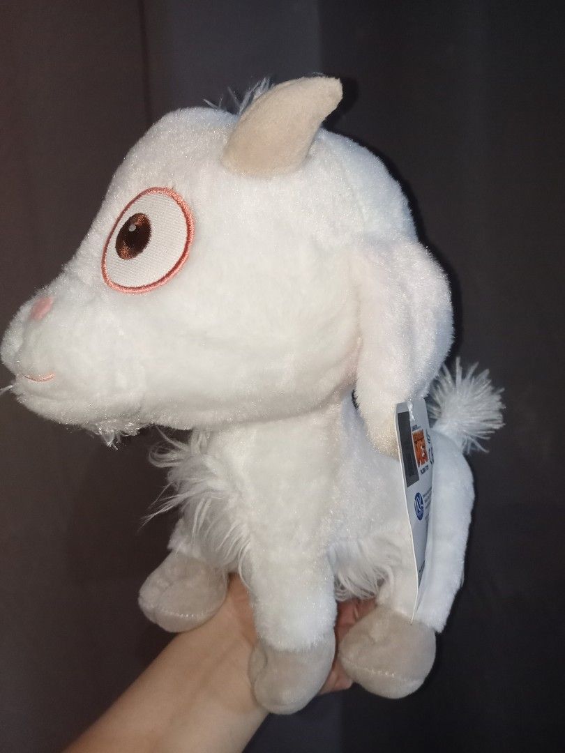 Lucky the goat Despicable Me on Carousell