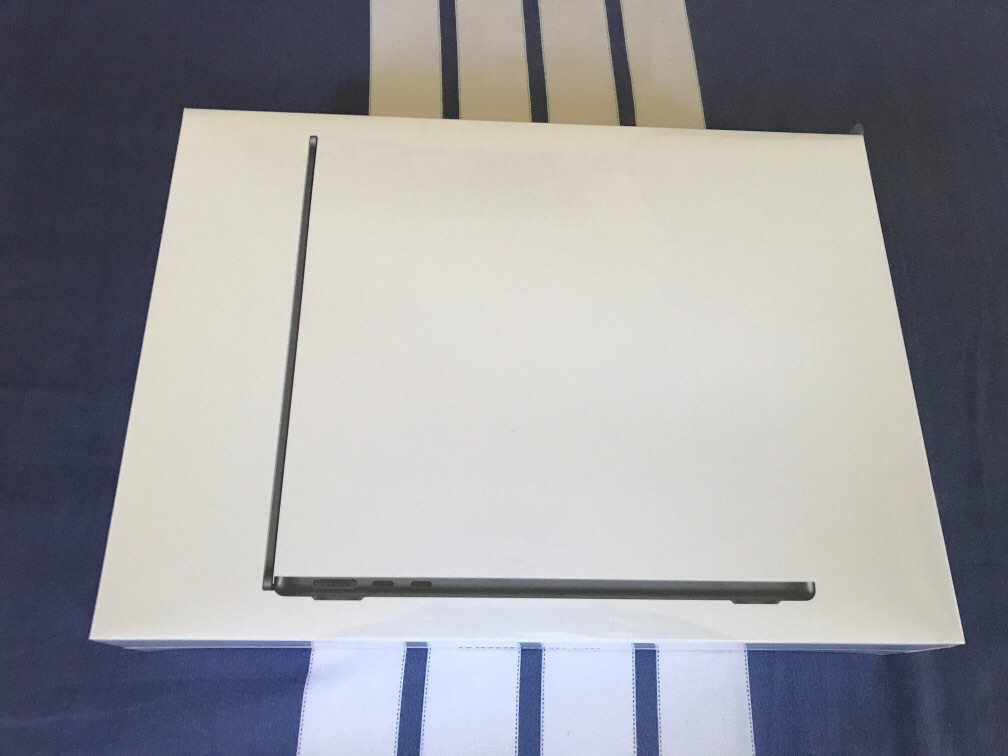 MacBook Air m2, 8gb unified memory, 256gb ssd midnight starlight ...